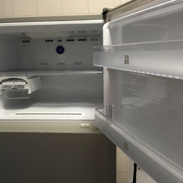 Samsung RT58EAMT Refrigerator, TV & Home Appliances, Kitchen Appliances ...