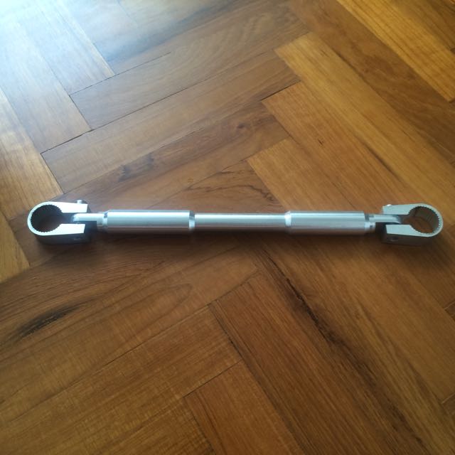 crossbar support, Car Accessories on Carousell