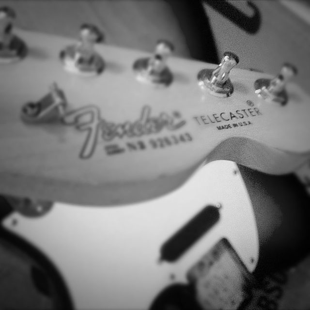 Rare Radiohead Jonny Greenwood Fender Telecaster Plus, Hobbies & Toys ...