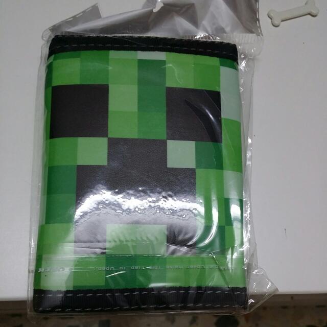 Minecraft Wallet, Hobbies & Toys, Toys & Games on Carousell