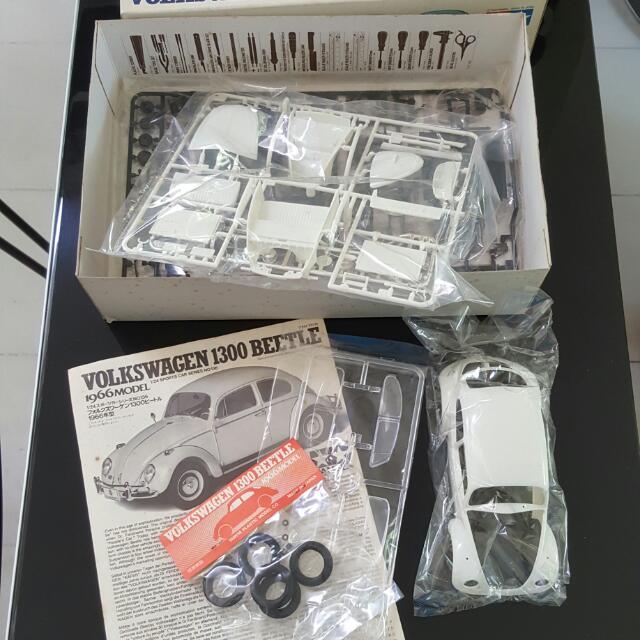 Tamiya 1966 VW Beetle 1300 1/24 Model Kit, Hobbies & Toys, Toys & Games ...