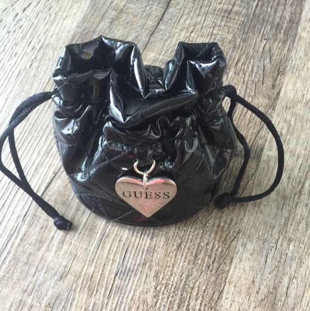 Guess Box Or Packaging, Women's Fashion, Jewelry & Organisers ...