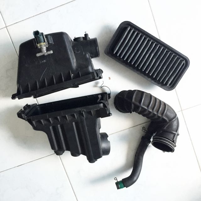 Toyota vios NCP42 (1st Gen) Stock Air Intake, Car Accessories on Carousell