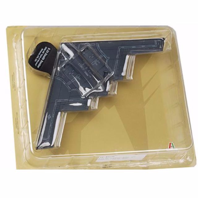 BNIB Diecast Italeri 1:200 B2 Stealth Bomber, Hobbies & Toys, Toys ...