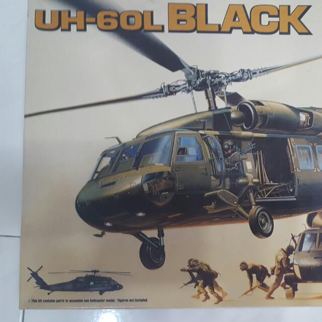 UH-60L Blackhawk -Academy Model Kits, Hobbies & Toys, Toys & Games on ...