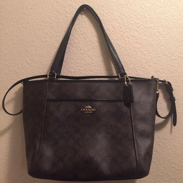 Authentic Coach Large Tote, Women's Fashion, Bags & Wallets, Tote Bags ...