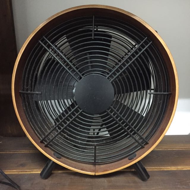 Fan- Vintage Oldschool Looking, Hobbies & Toys, Memorabilia ...