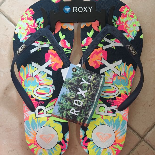 Original Roxy Slippers, Women's Fashion, Footwear, Flipflops and Slides ...