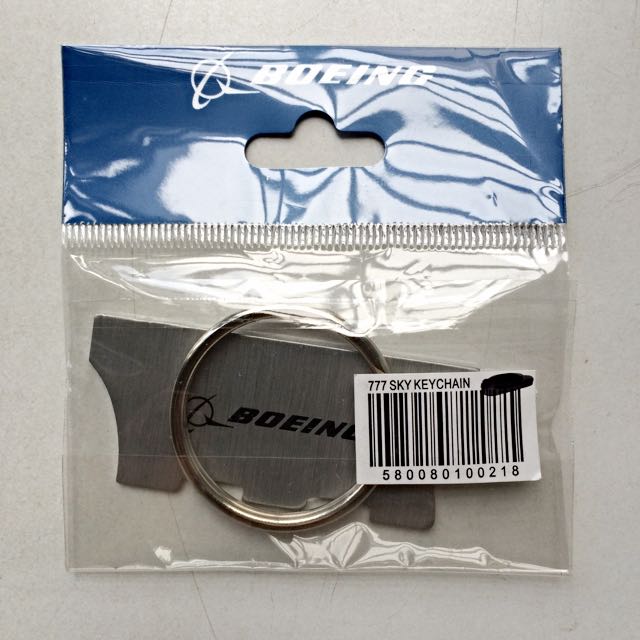 Boeing 777 Key Chain, Everything Else on Carousell