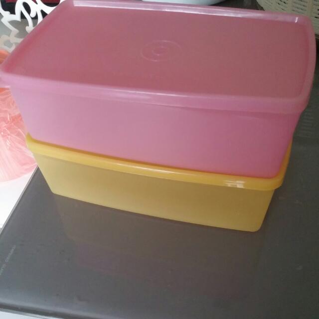 2x Brand New 1.3litre Rectangle Tupperware Container, TV & Home ...