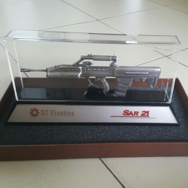 ST Kinetics SAR 21 Rifle Model, Everything Else on Carousell