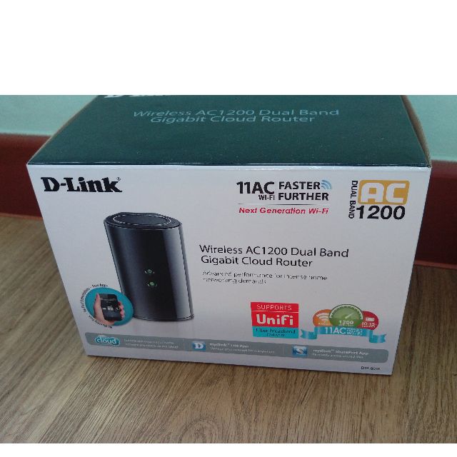 BRAND NEW DLink wireless ac1200 dual band gigabit cloud router ...