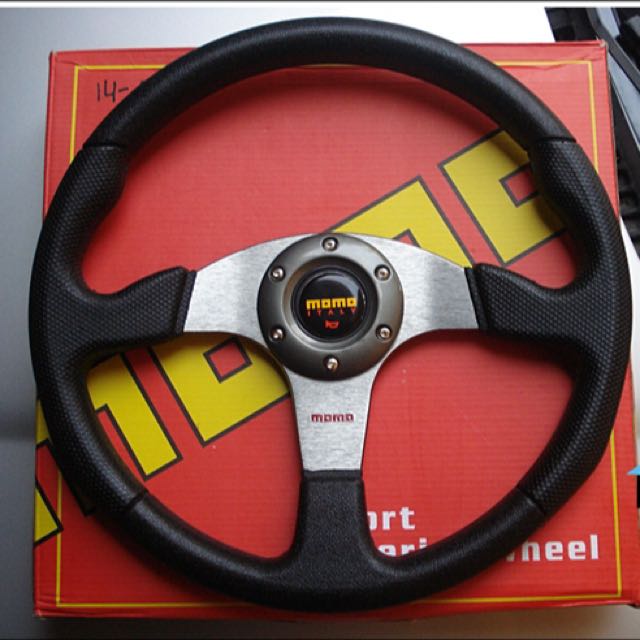 MOMO Steering Wheel Race, Car Accessories on Carousell