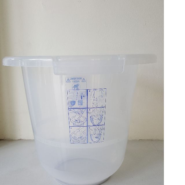 The Original Tummy Tub Baby Bath, Babies & Kids, Bathing & Changing ...