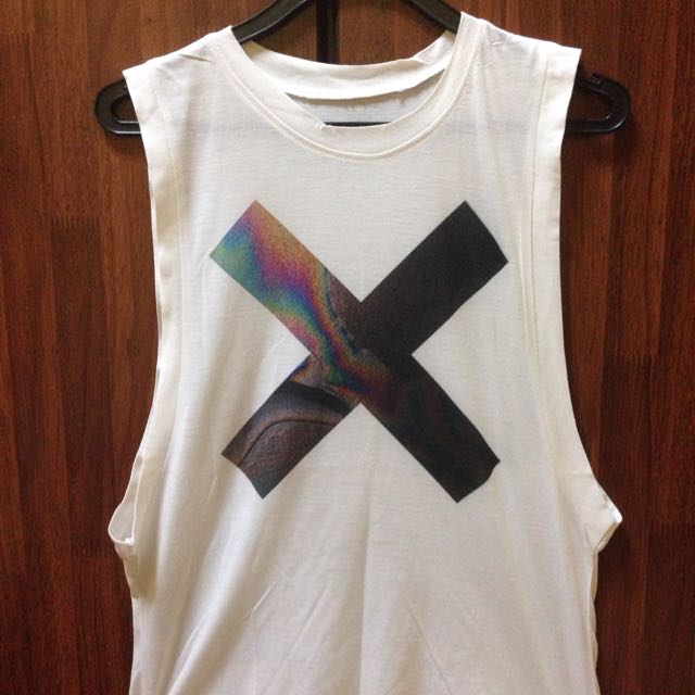 PENDING X Muscle Tank, Women's Fashion, Tops, Other Tops on Carousell