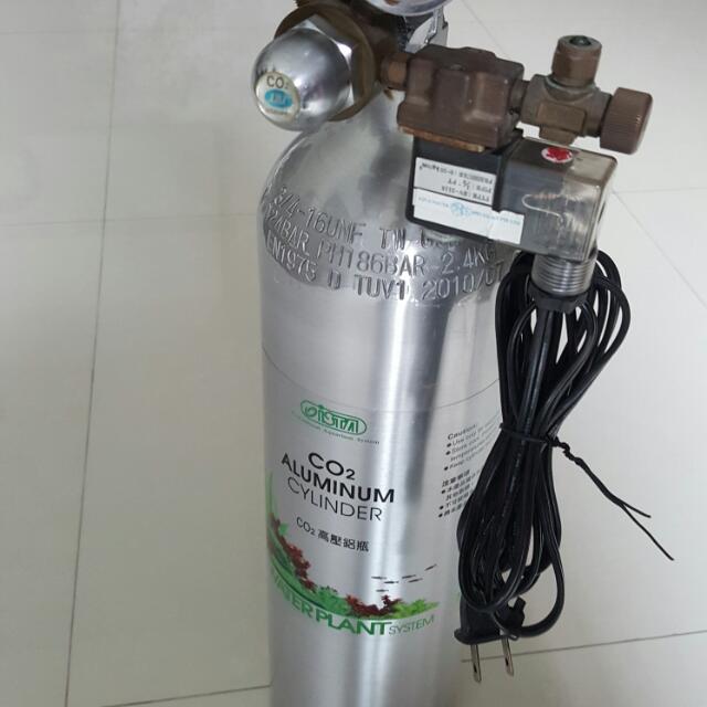 Co2 cylinder, Pet Supplies, Homes & Other Pet Accessories on Carousell