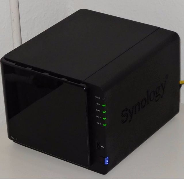 Synology DiskStation DS414 4-bay NAS, Computers & Tech, Parts ...