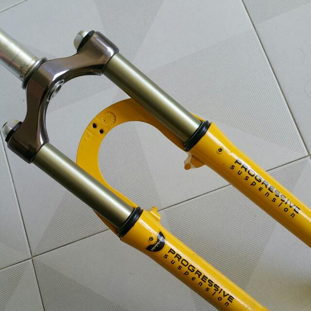 Manitou Mars1 - OldSkool Air Fork, Everything Else on Carousell