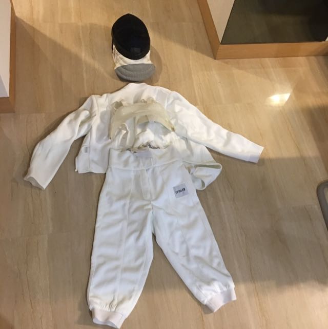 FENCING Uniform And Mask, Health & Nutrition, Face Masks & Face Shields ...