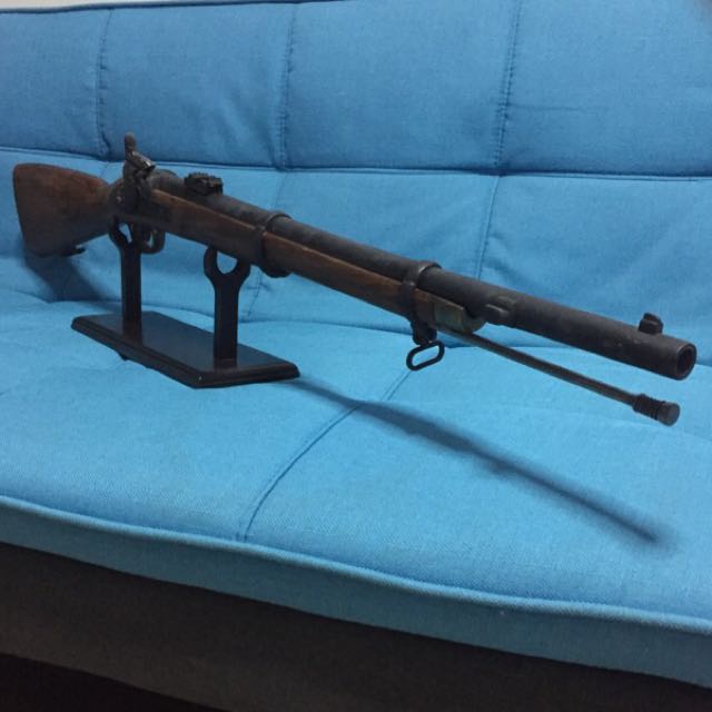 Replica British Musket/Rifle, Hobbies & Toys, Memorabilia ...