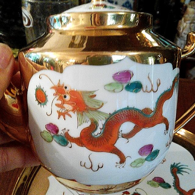 Vintage Chinese Dragon & Phoenix Gold Trim Tea Set, Women's Fashion ...