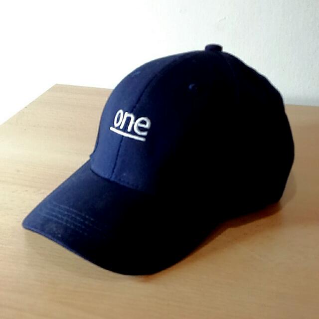 "one" Baseball Cap, Sports Equipment, Exercise & Fitness, Cardio ...
