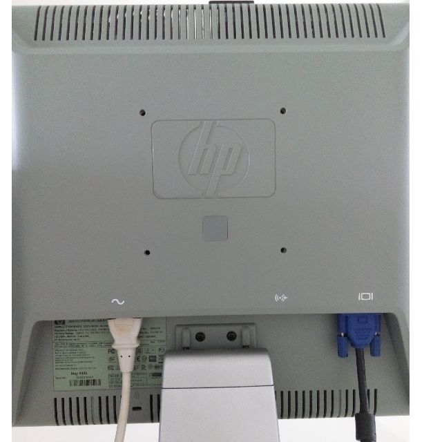 HP 17 inch LCD Monitor, Mobile Phones & Gadgets, Wearables & Smart ...