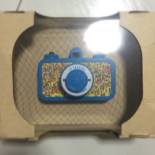 La Sardina's 'where's Wally?' Lomography Camera, Photography, Cameras ...