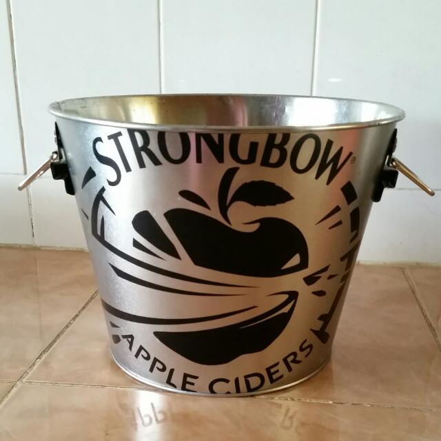 Strongbow Metal Ice Bucket, Hobbies & Toys, Collectibles & Memorabilia ...