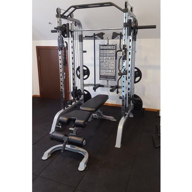 Gym Mat - VersaFit - Rubber Flooring Tile 1m x 1m x 15mm, Sports ...