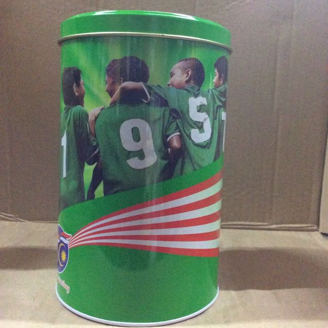 Vintage Milo Container Tin 50years, Hobbies & Toys, Collectibles ...