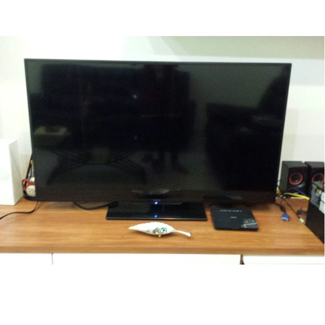 Philips LED TV 50" with Philips Smart box, Furniture & Home Living ...