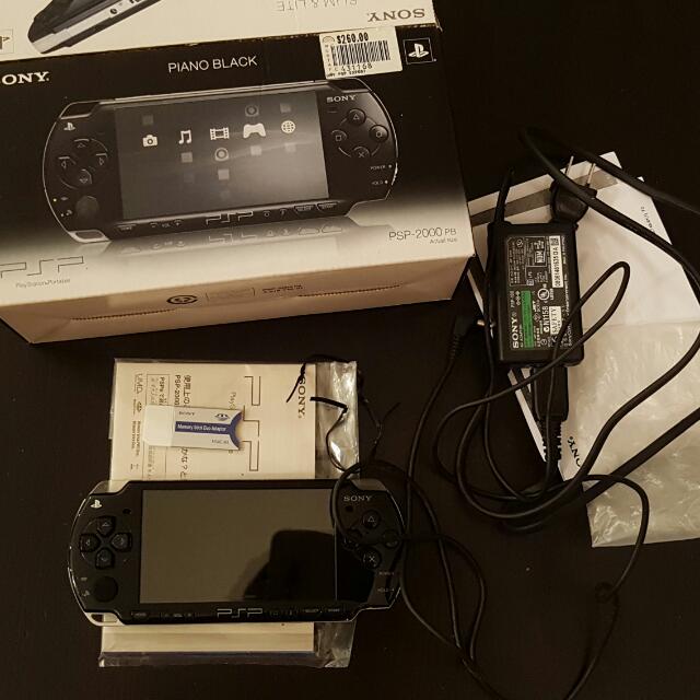Sony PSP 2000 PB BLACK. Very Good Working Condition. With Power Cord ...