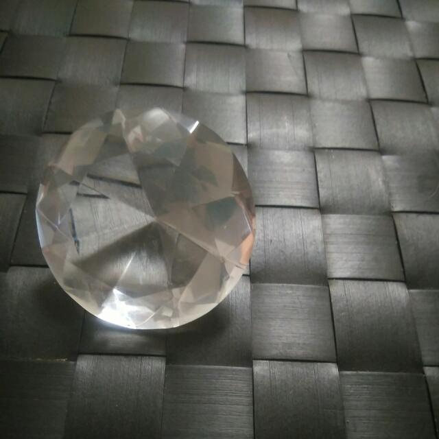 Glass Diamond, Everything Else on Carousell