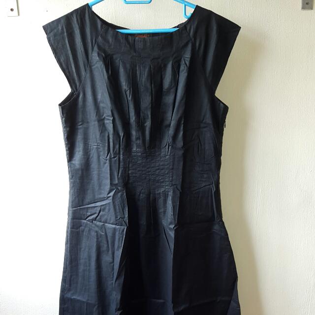 H&M Island Shop Dresses, Women's Fashion, Tops, Other Tops on Carousell