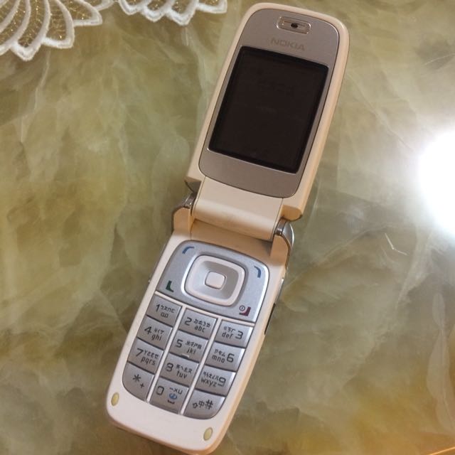 *二手空機*傳統手機-Nokia 6101, 手機及配件, 平板電腦, 平板電腦 - Android在旋轉拍賣