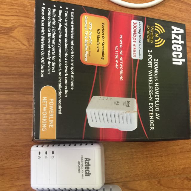 Aztech Homeplug Wifi Extender 200mbps Computers And Tech Parts And Accessories Networking On