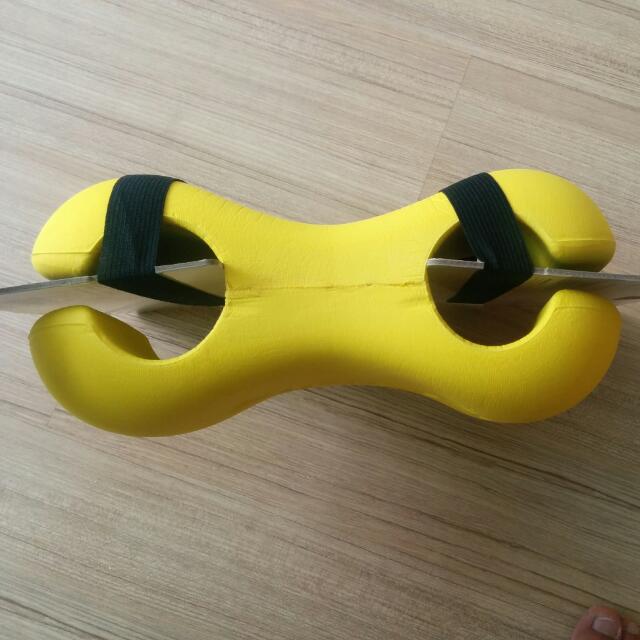 Finis Axis Buoy Ankle Swimming Float, Sports Equipment, Sports & Games ...