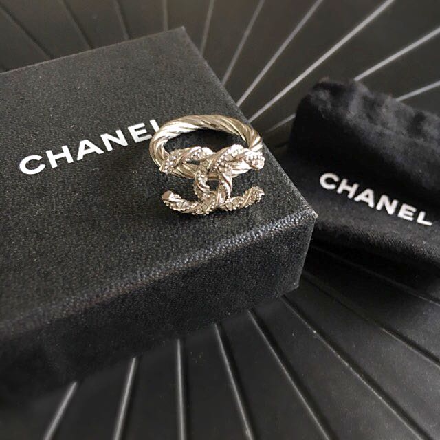 Chanel Ring, Women's Fashion, Jewelry & Organisers, Body Jewelry on ...