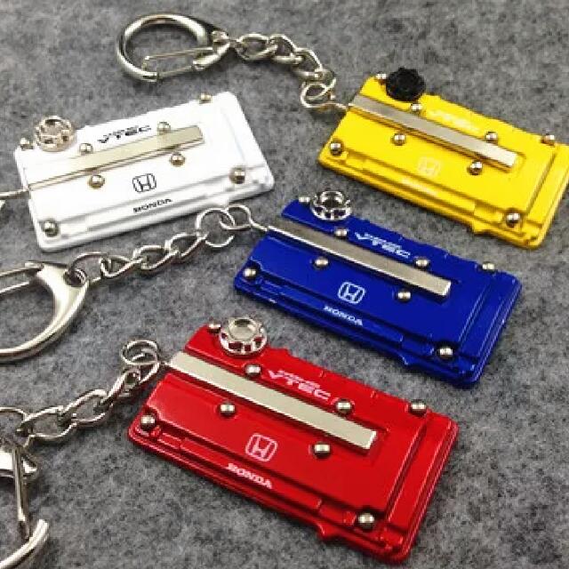 Honda Vtec keychain, Men's Fashion, Muslim Wear, Accessories on Carousell