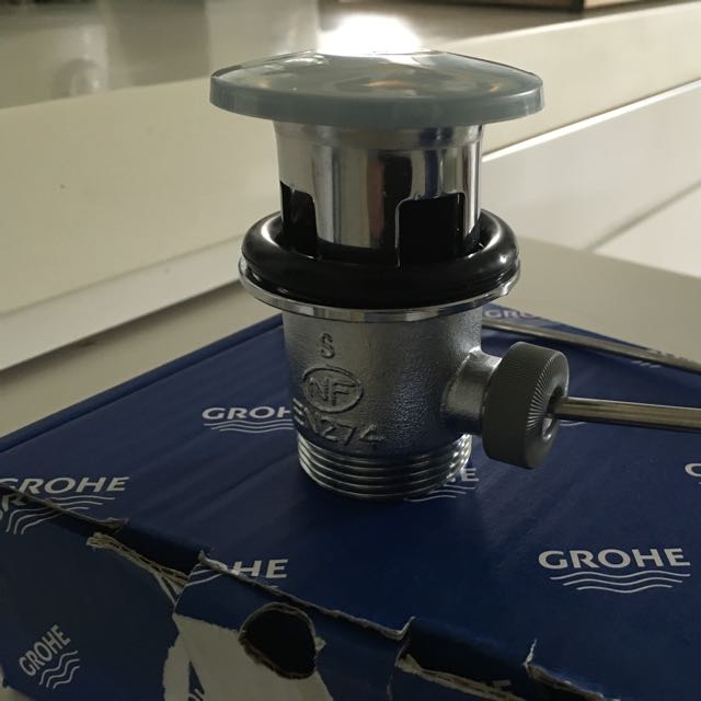 BN Grohe Pop-up Basin Waste Set, Furniture & Home Living, Bathroom ...