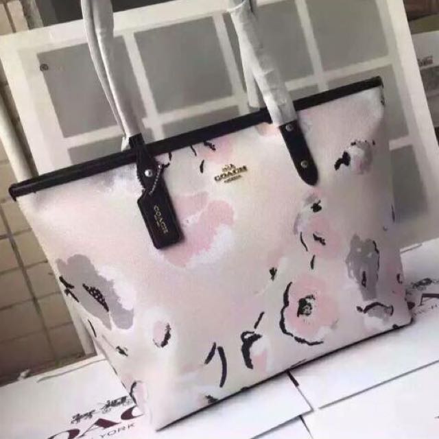 Coach Pvc Tote Floral, Women's Fashion, Tops, Others Tops on Carousell