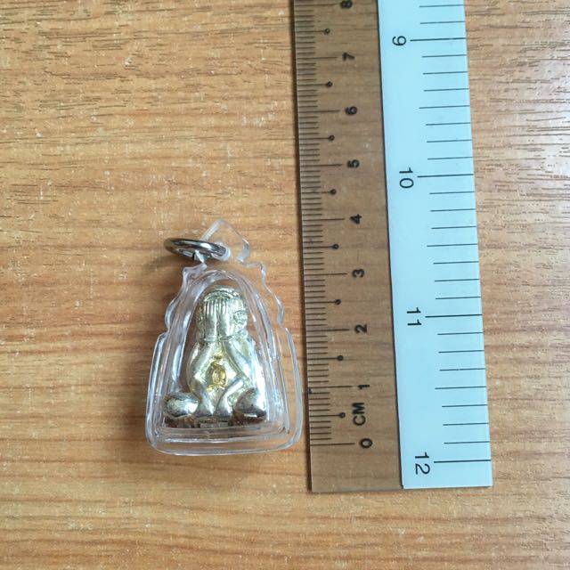 Thai Amulet - Phra Pidta With Wasp Bee Behind - Lp Jued - King Of Wasp ...