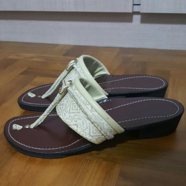 Capal Lelaki / Pengantin With Songket Design, Men's Fashion, Muslim ...