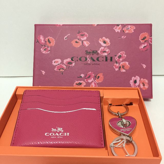Coach Pink Card Case & Dhalia Pink Heart Key Chain Box Set, Luxury on ...