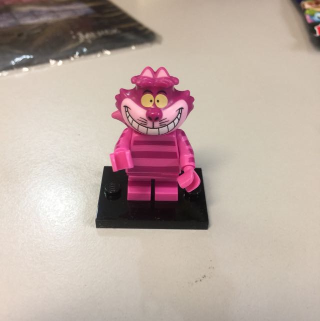 Lego Minifigures Disney (Cheshire Cat), Hobbies & Toys, Toys & Games on ...