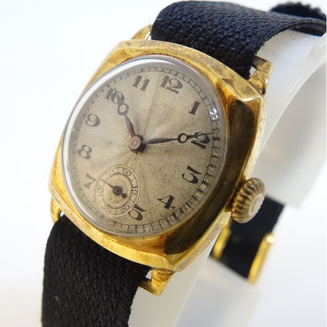 Solid Gold Vintage Watch, Luxury, Watches on Carousell