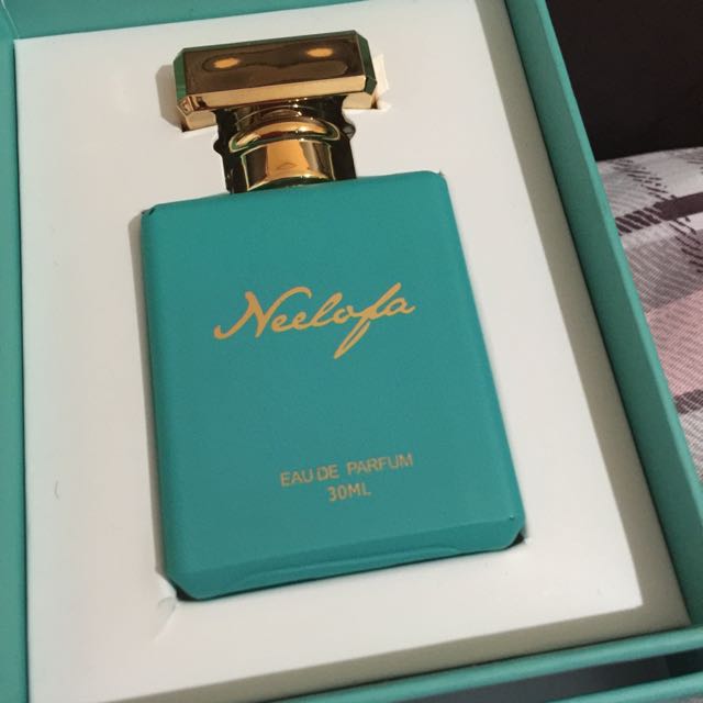 Neelofa Perfume, Women's Fashion, Muslimah Fashion, Hijabs on Carousell