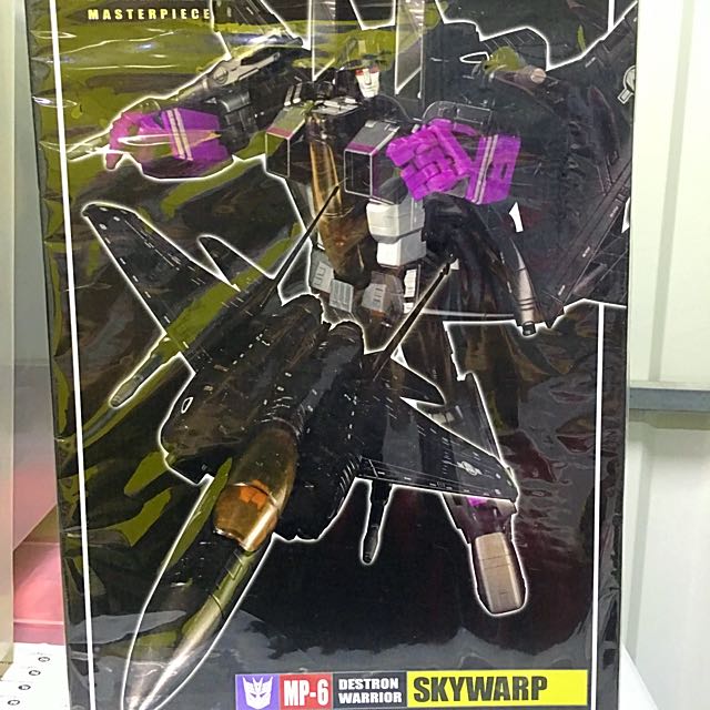 Transformers Masterpiece: MP-6 Skywarp, Hobbies & Toys, Toys & Games on ...