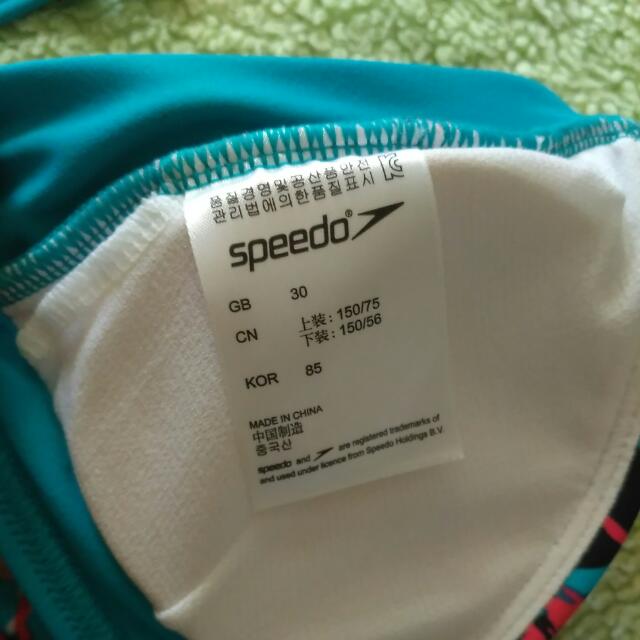 speedo bikini original, Fesyen Wanita di Carousell